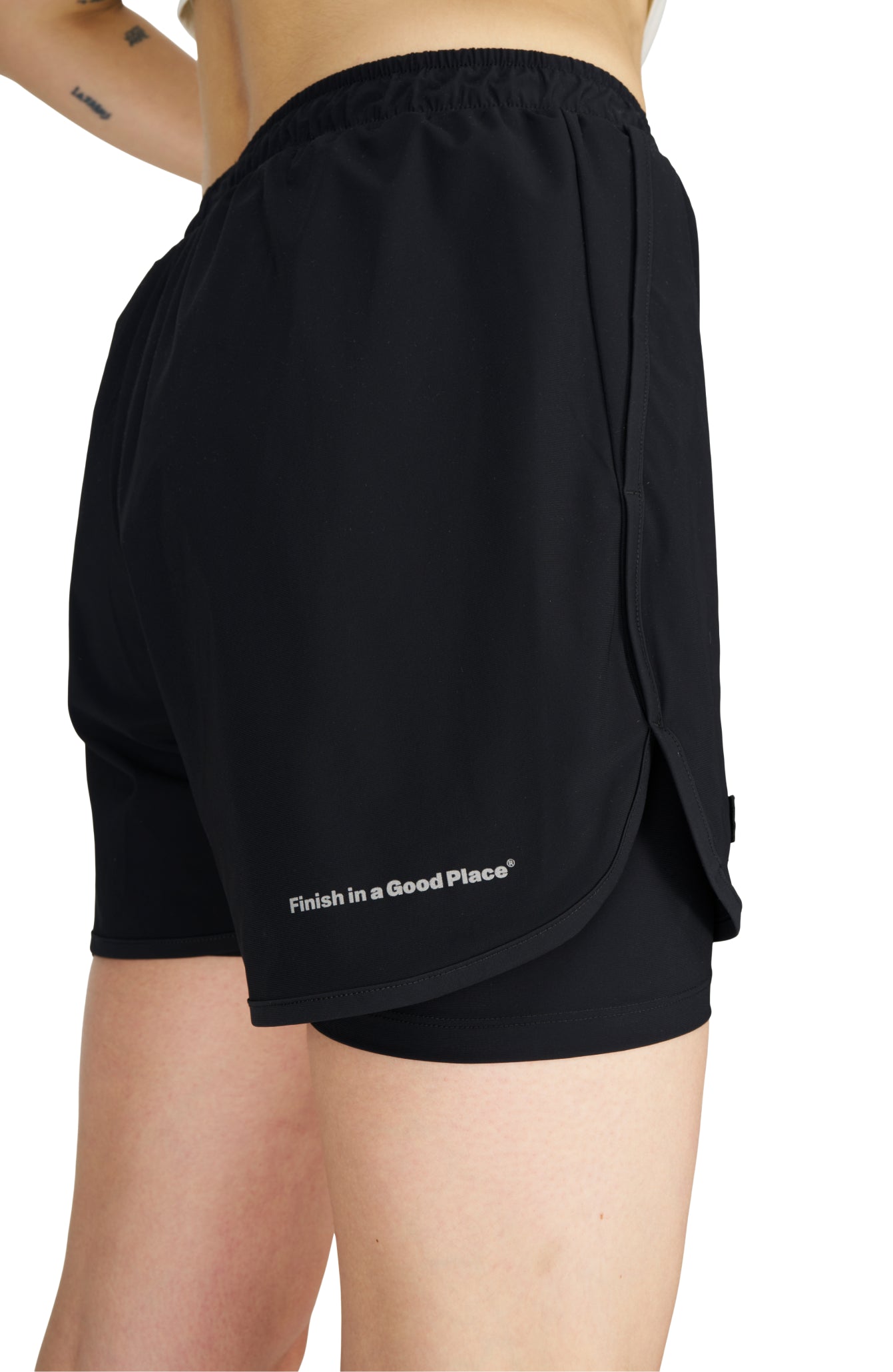 Flow Shorts 5" - Women's running shorts with inner lining - UNNA