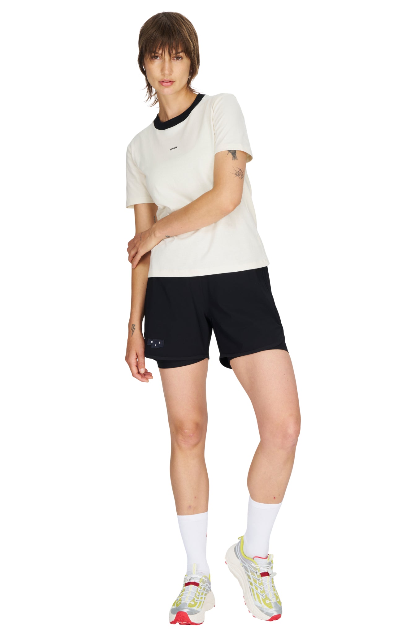 Flow Shorts 5" - Women's running shorts with inner lining - UNNA